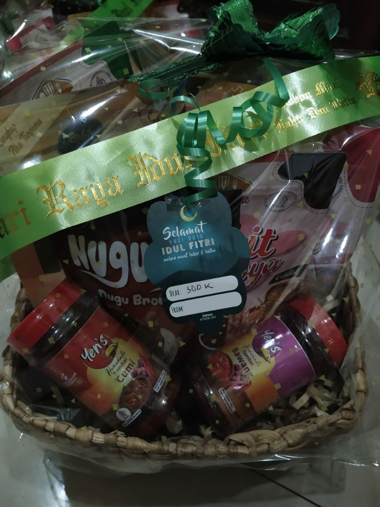 Jual Hampers sedang 350 | PaDi UMKM