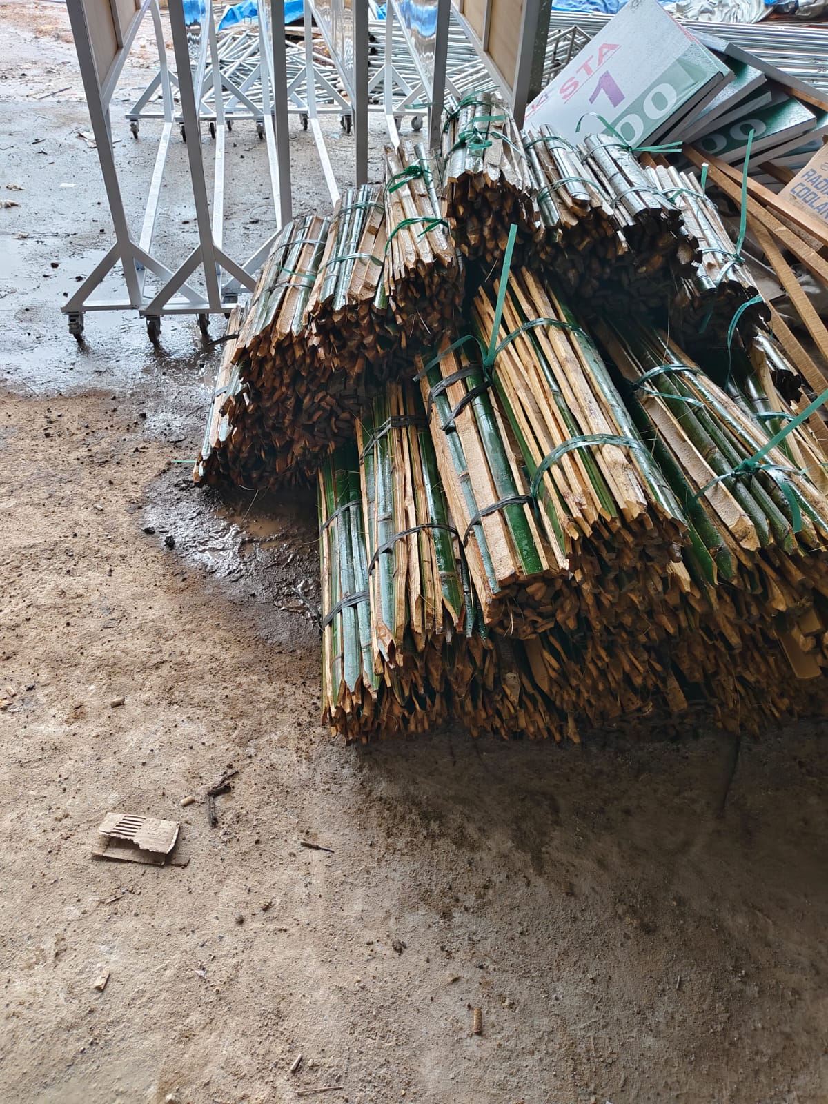 Jual Patok Bambu | PaDi UMKM