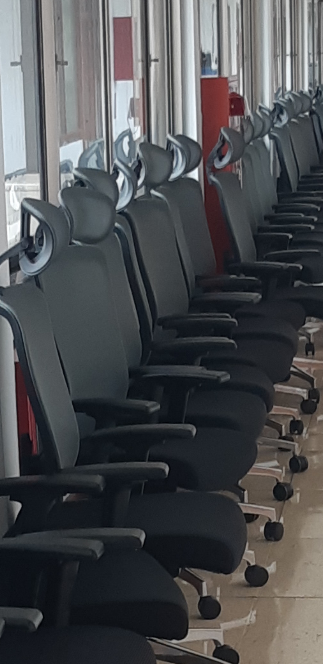 Jual Kursi Kerja Staf Lantai 6 Gedung 1 PT PLN (PERSERO) Kantor Pusat ...