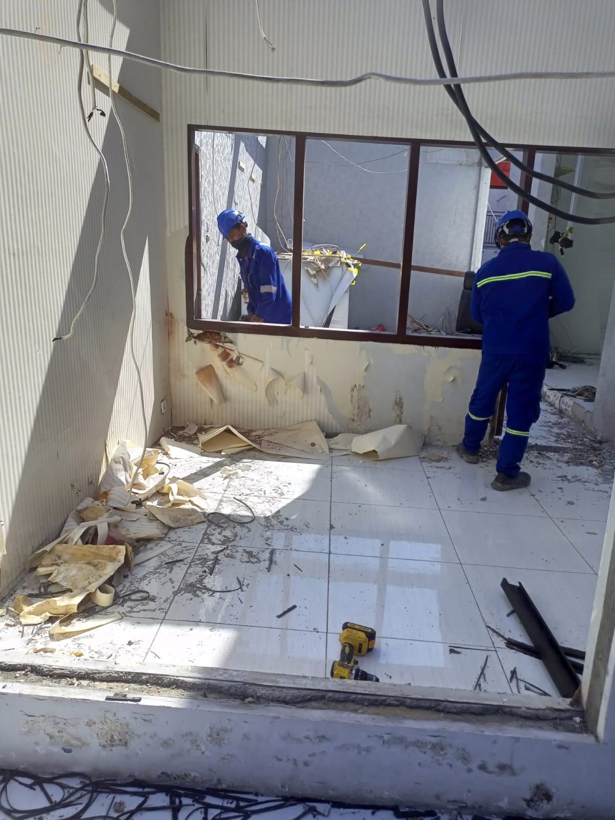 Jual Penyempurnaan Bangunan Lobyy Kantor Fuel Terminal Tenau | PaDi UMKM