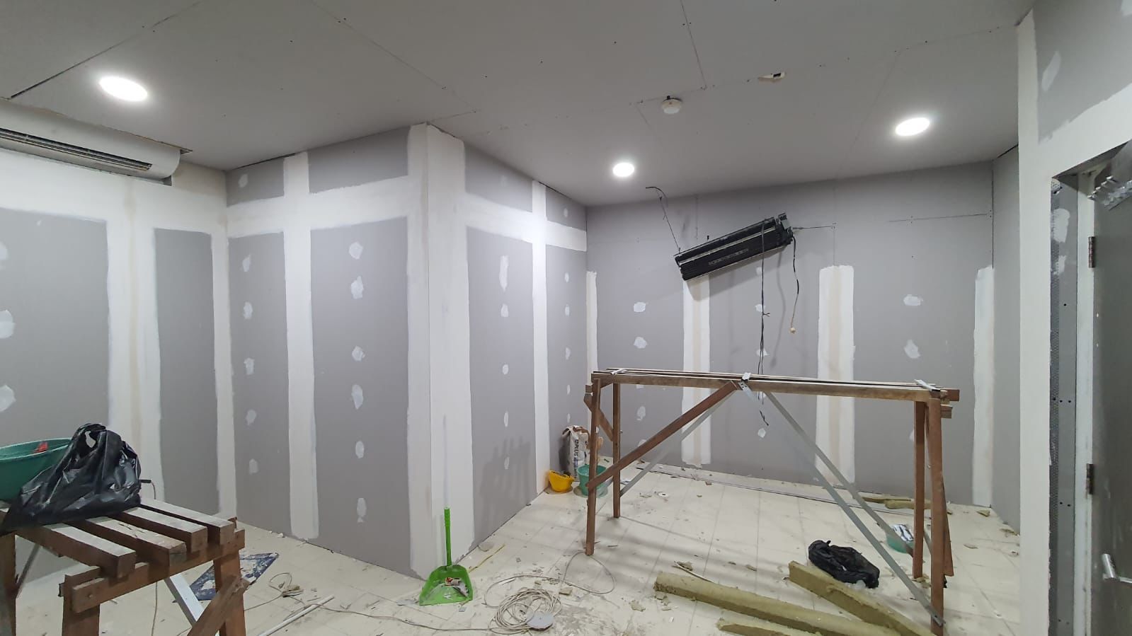 Jual Pemasangan WPC & Finishing Ruang Studio | PaDi UMKM