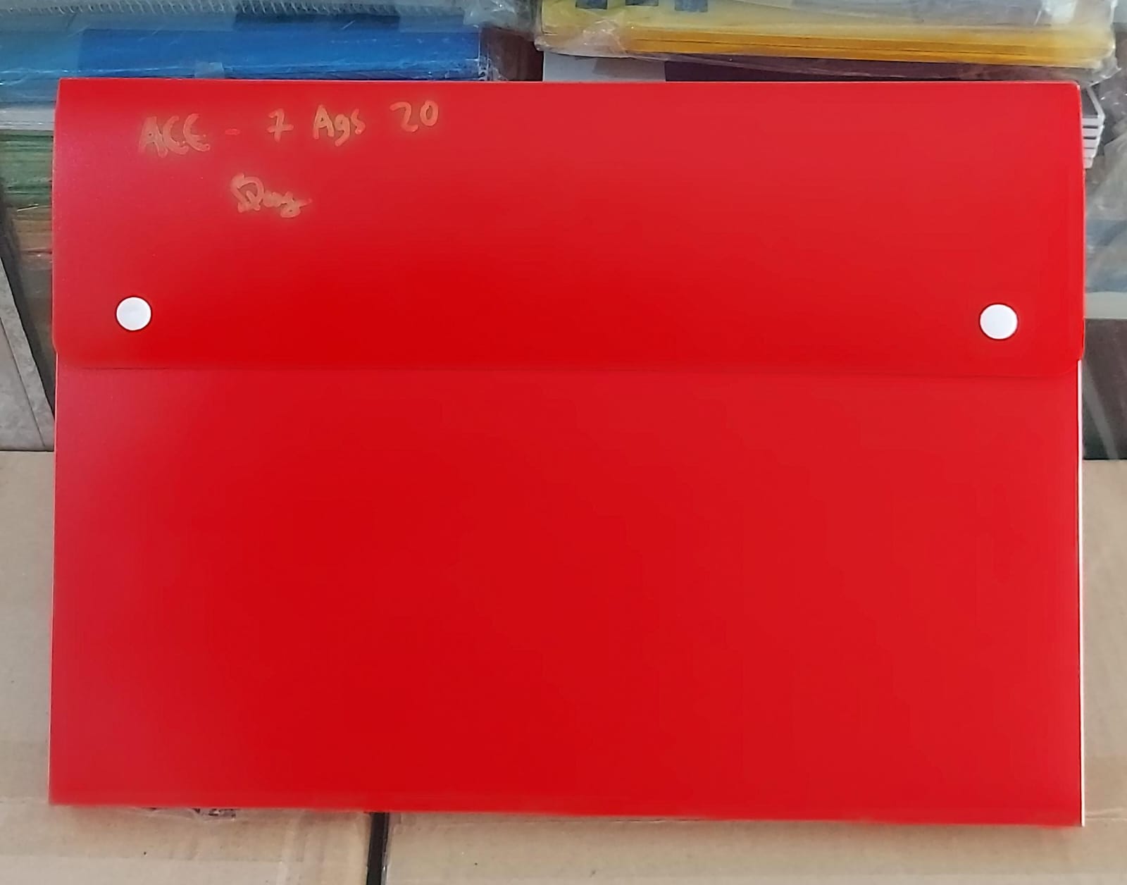 Jual Map Plastik Kancing Dokumen (Merah) | PaDi UMKM